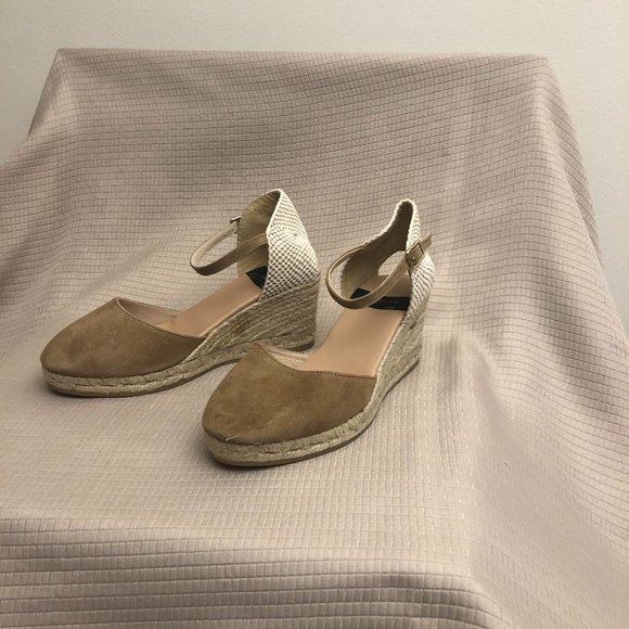 Gaimo | Shoes | Gaimo Raffia Yellowish Cream Wedge Heel Espadrille ...